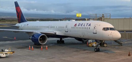 Delta 757-200 Jets Feature Delta One Luxury Seating - AirGuide.info ...