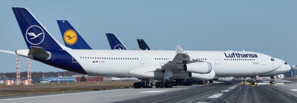 Lufthansa Announces Plan to Retire A340s and Boeing 747-400s by 2028 ...