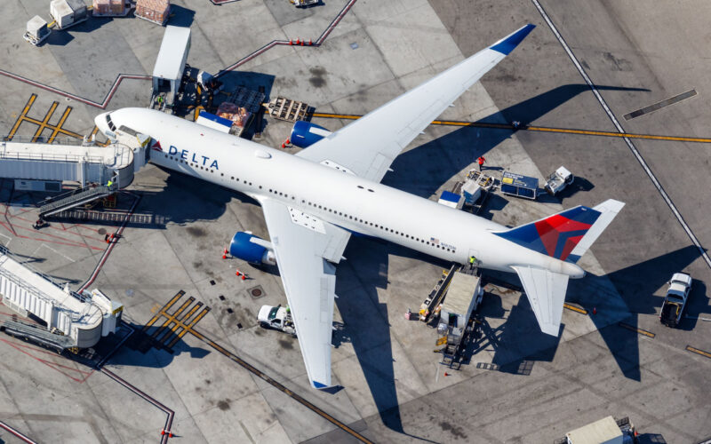 NTSB Says Delta Pilot Didn’t Recall Clearance Instructions Before ...