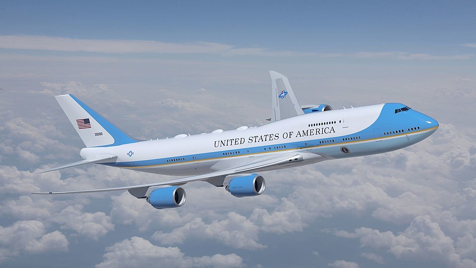 U.S. Air Force Begins Qatari 747-8 Conversion for Presidential Aircraft ...